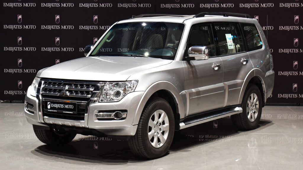 Mitsubishi Pajero | Emirates Moto