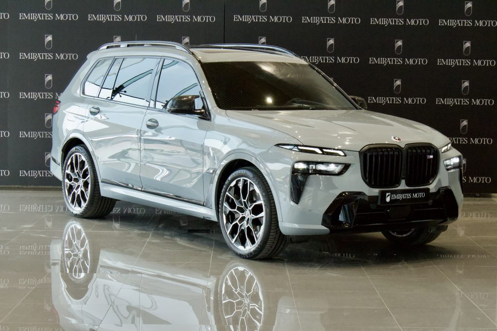 BMW-X7 M60i | Emirates Moto